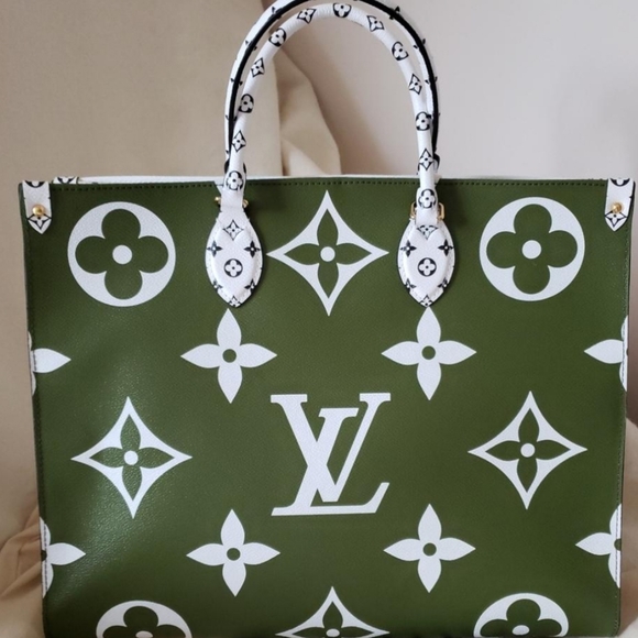 Louis Vuitton | Bags | Louis Vuitton Onthego Gm Green Khaki Beige Giant ...